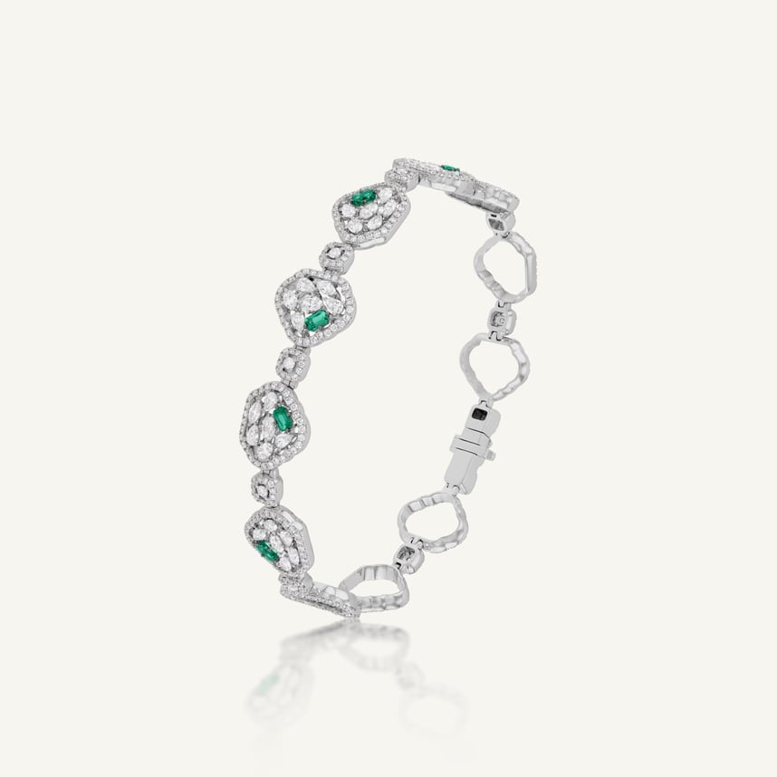 Diversa Collection: 18K White Gold jewelry | ANEKA